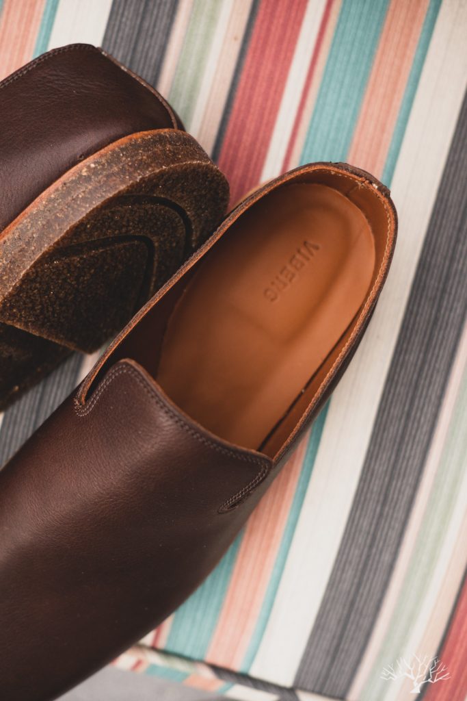 Viberg Slipper - Brown Oiled Calf on Lactae Hevea Sole - Withered Fig